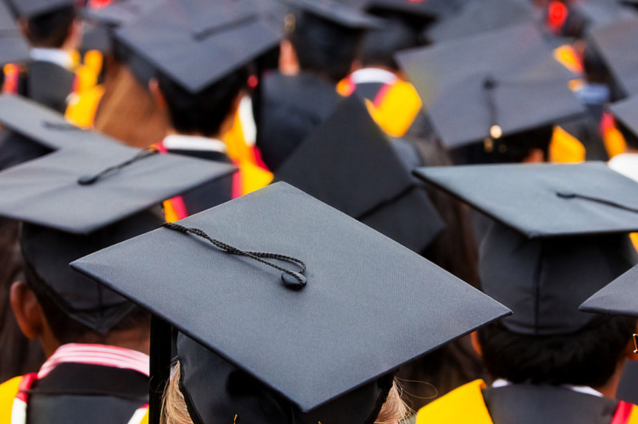 Graduating with an Eye for the Greater Good | Illinois Institute of ...